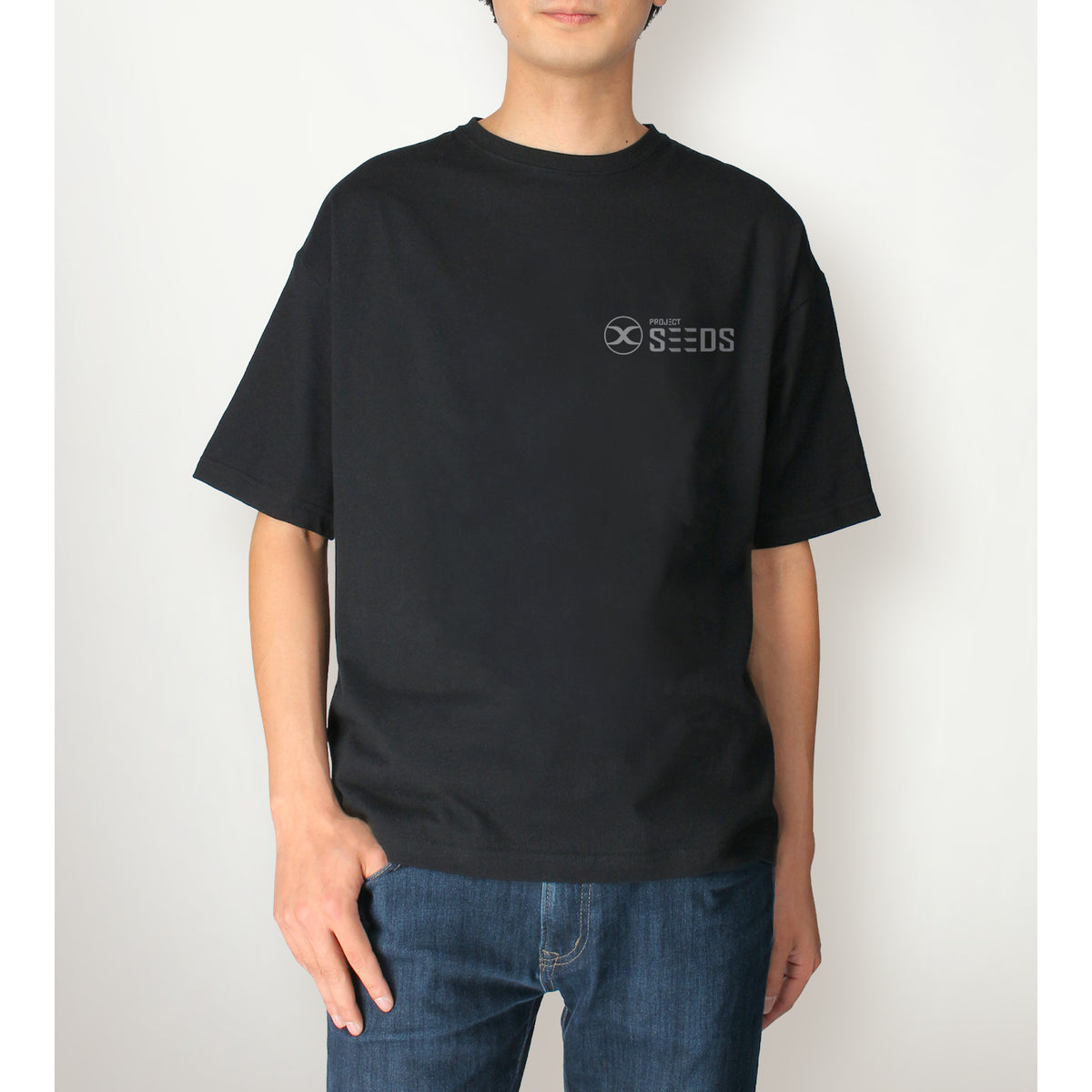 『TRIGUN STAMPEDE』プロジェクトSEEDS BIGシルエットTシャツ – Anime Store.JP